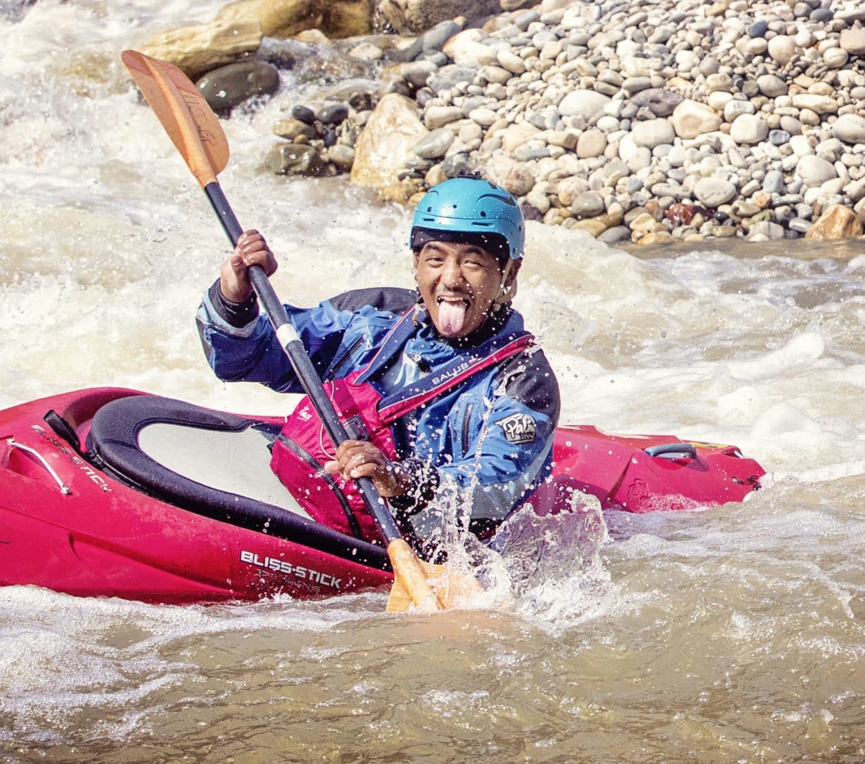 Top 5 Worldwide White Water Kayaking Adventures - Water By Nature
