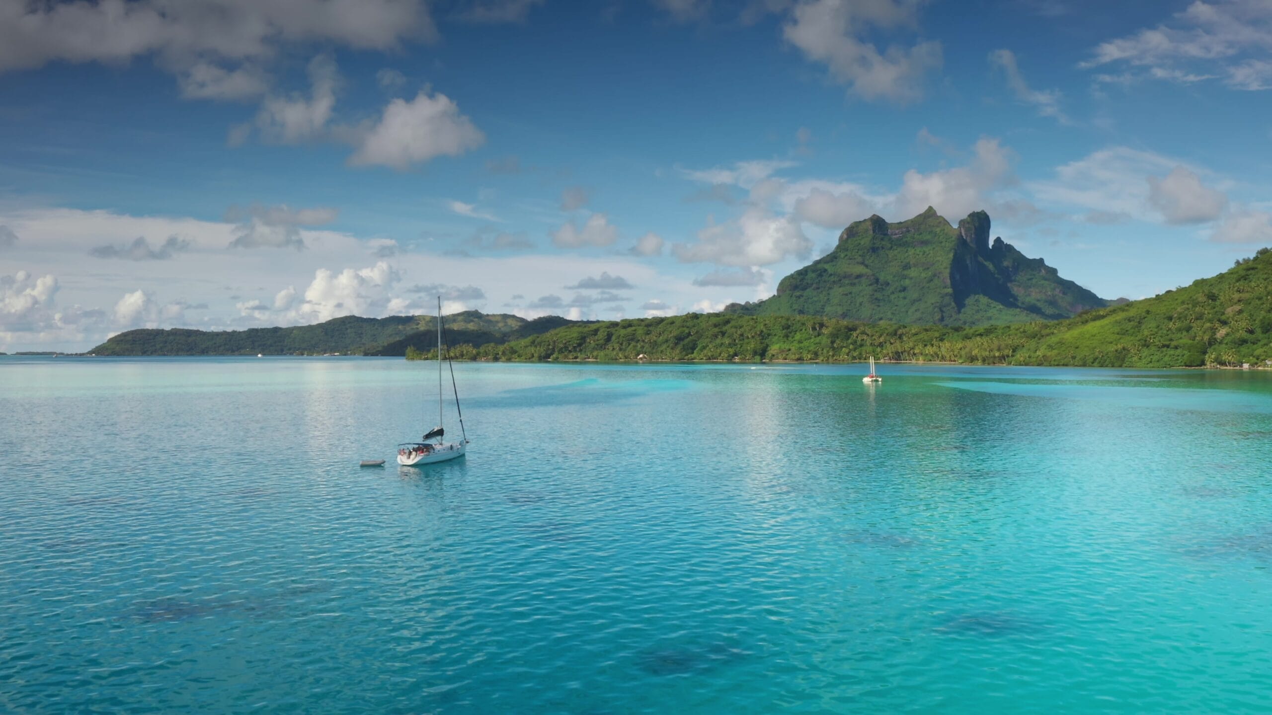 What It's Really Like to Sail in French Polynesia - Water By Nature